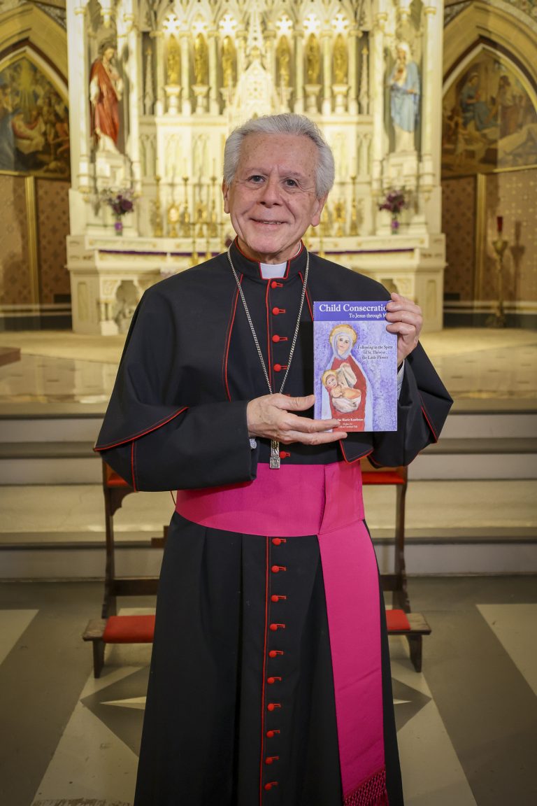 Home | Consecration Jesus through Mary | book & online